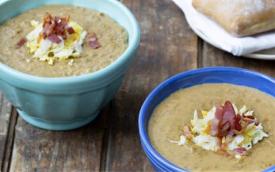 Puré de lentejas con huevo y tocino - Cruz Roja